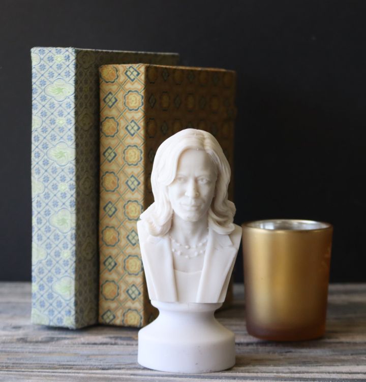 Kamala Harris Bust - The Statue Company
